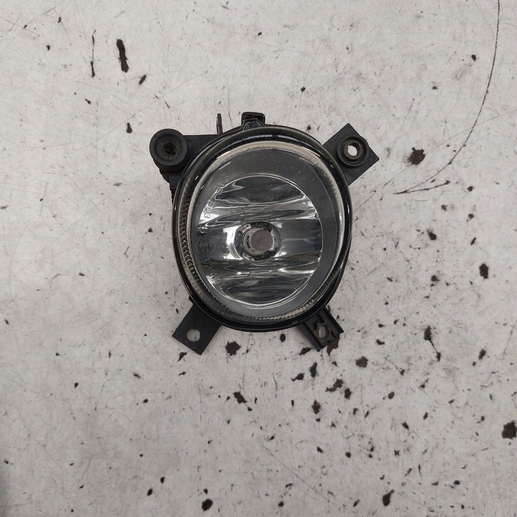 AUDI A4 B7 HALOGEN LEWY PRZÓD 8E0941699C VALEO - 14275374247 - oficjalne archiwum Allegro