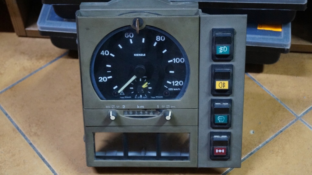 MAN F90 F2000 LICZNIK ZEGAR TACHOGRAF - 12681794953 - oficjalne ...