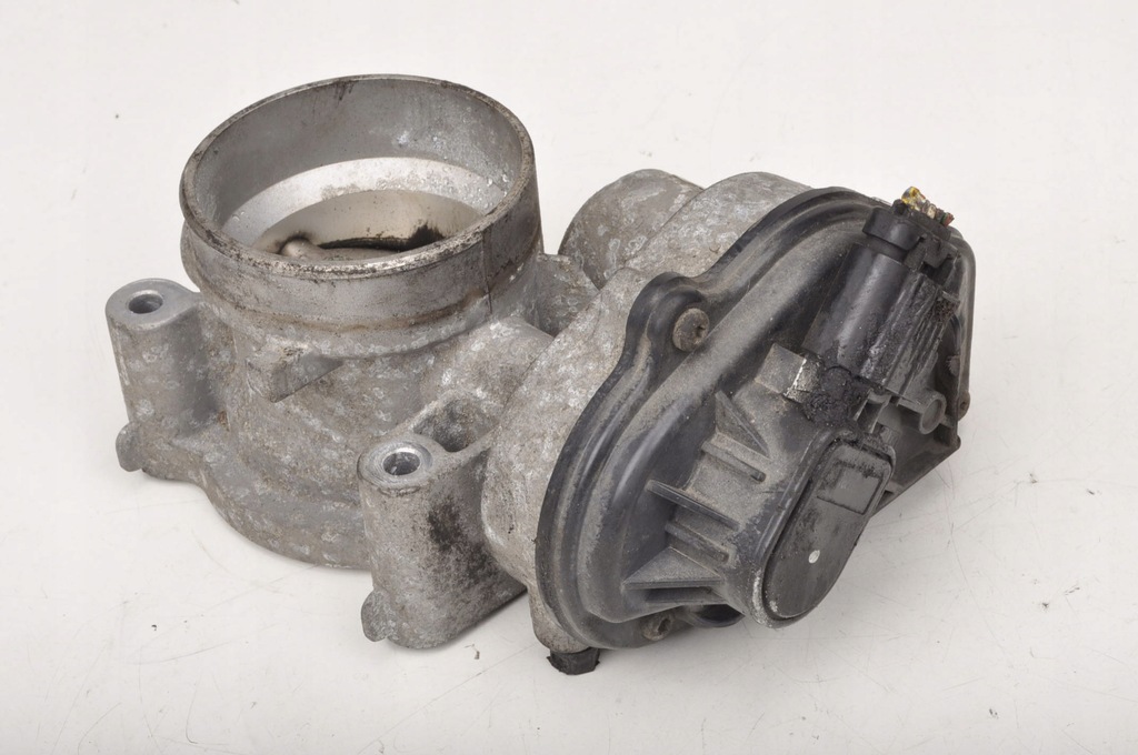 VOLVO C30 S40 V50 C70 1.8 2.0 B PRZEPUSTNICA 4M5G-ED - 14742913170 - oficjalne archiwum Allegro