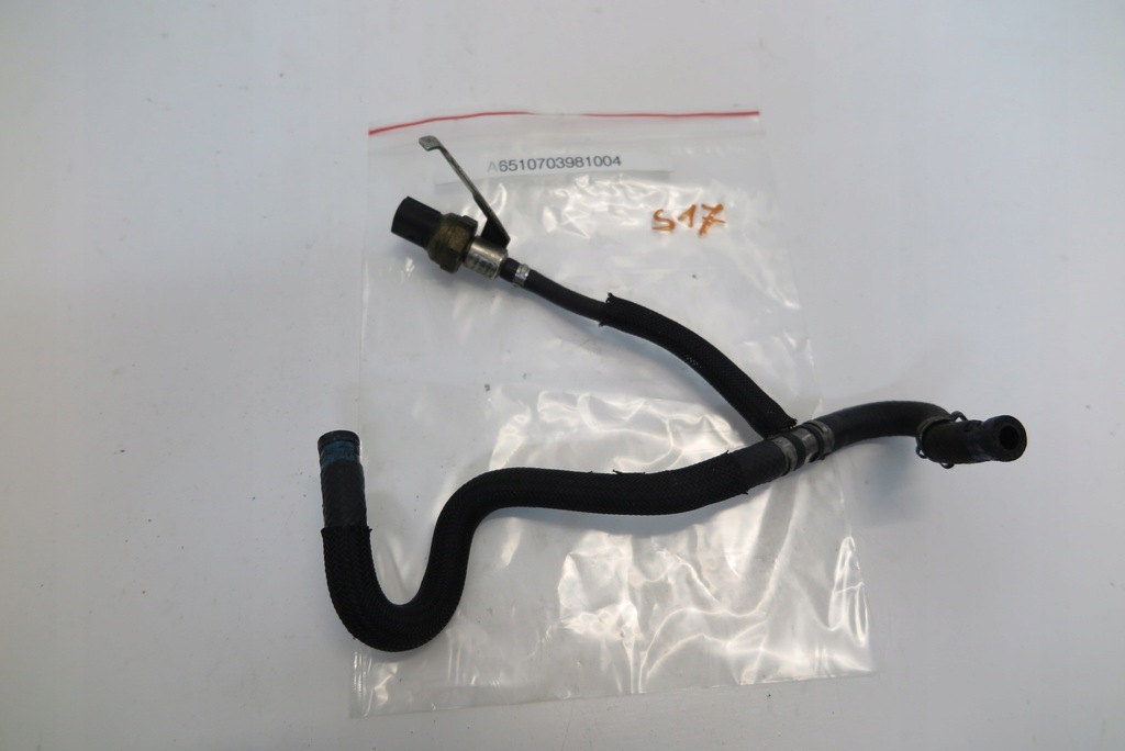 CZUJNIK CIŚNIENIA PALIWA MERCEDES BENZ W204 W212 W906 W447 A6510703981 ...