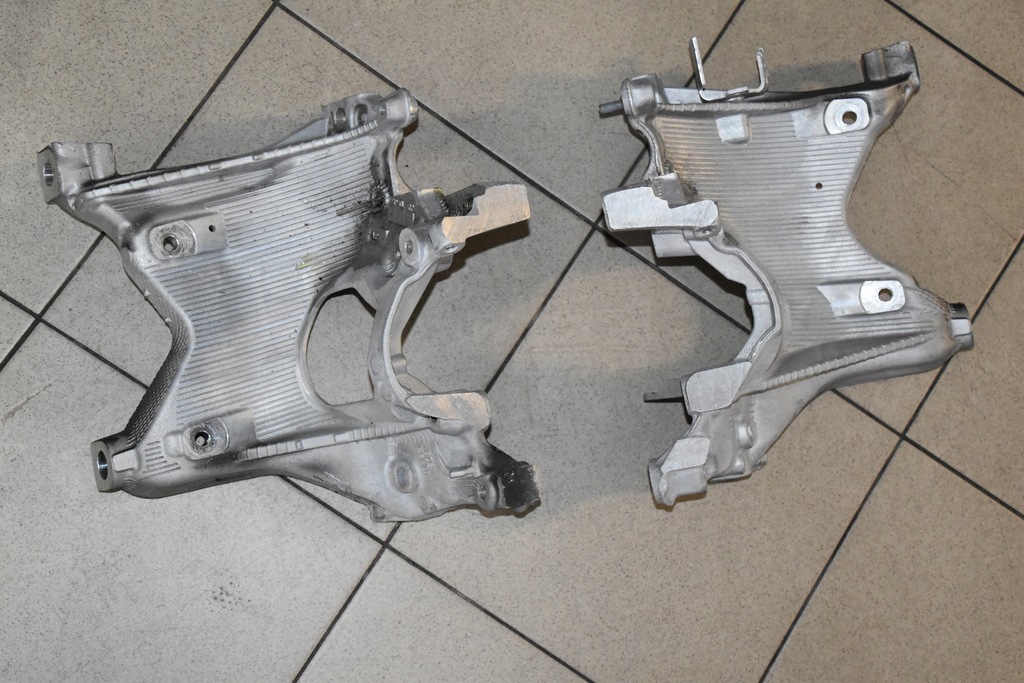 AUDI A4 B9 A5 8W WSPORNIK MOCOWANIE SANEK PRAWE - 13513195563 ...