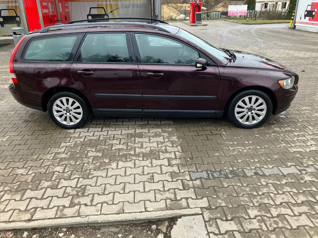 VOLVO V50 2.0D 136km 2007rok - 13273294942 - oficjalne archiwum Allegro