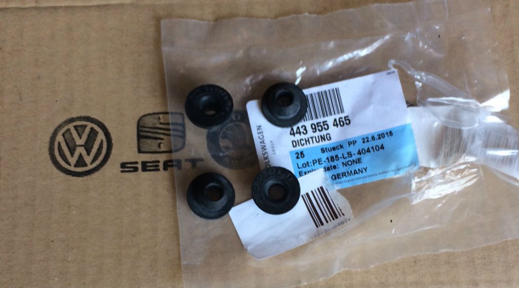 USZCZELKA POMPKI VW GOLF MK1 MK2 MK3 443 955 465 - 6182902476 ...