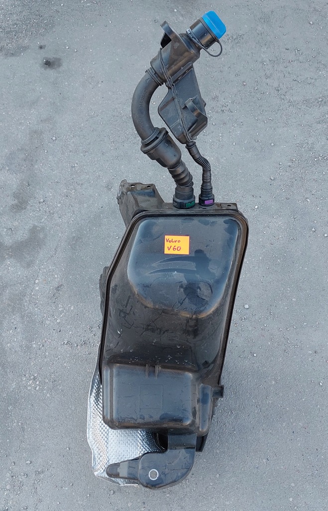 Volvo V60 XC60 V90 2.0 D4 B4 zbiornik płynu Adblue - 8994658702 ...