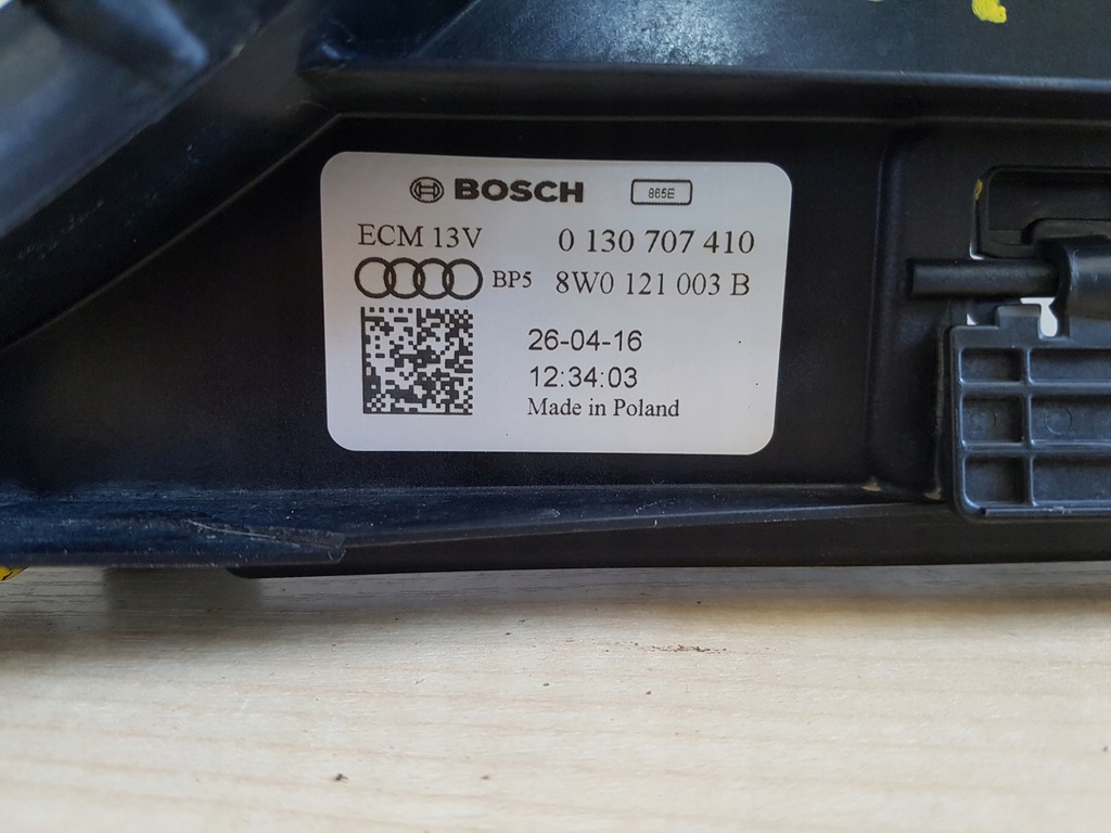 AUDI A4 B9 obudowa wentylatora 8W0121003B - 12003893714 - oficjalne ...