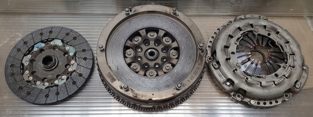 sprzęgło dwumasa koło dmumasowe Vito w447 2.2 cdi - 14087413584 ...