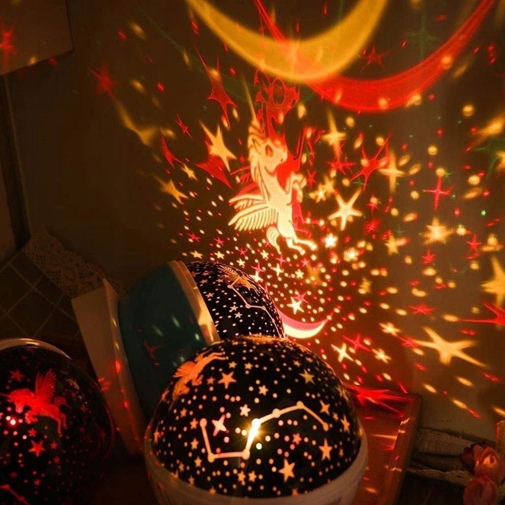 Купить ЗВЕЗДНЫЙ ПРОЕКТОР НОЧНОЙ СВЕТИЛЬНИК ВРАЩАЮЩАЯСЯ НА 360 ГОДА ...