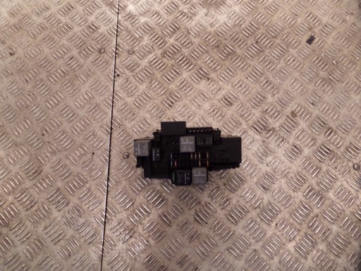 SKRZYNKA BEZPIECZNIK MERCEDES W217 A2229063701 - 7283403739 - oficjalne archiwum Allegro