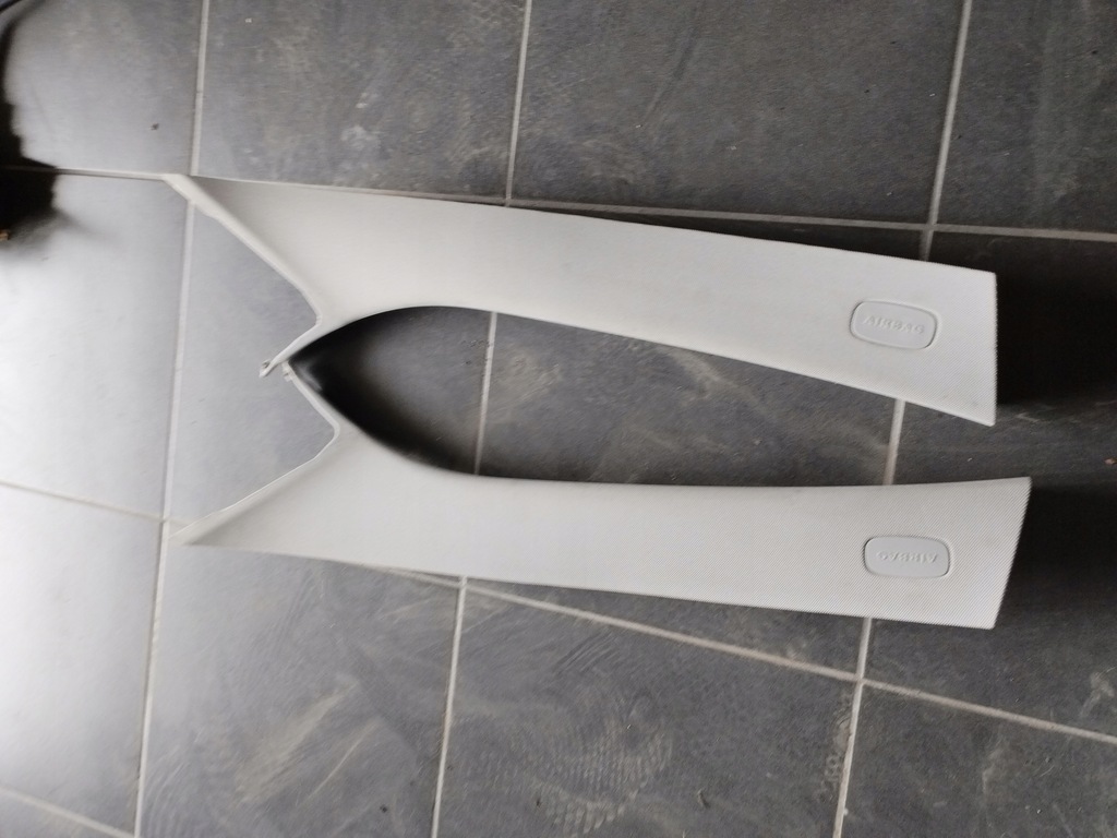 MERCEDES W205 LAMPKA LEWA PRAWA OSLONA SLUPKA - 13832078158 - oficjalne ...