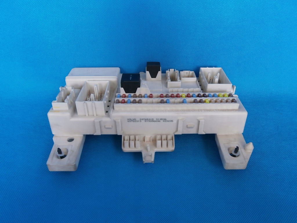 VOLVO C30 S40 V50 SKRZYNKA MODUŁ CEM BSI 30765015 - 10979172733 ...