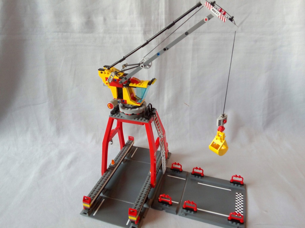 LEGO train dźwig z przejazdem dla pociągu jak 7994 - 11950444258 ...