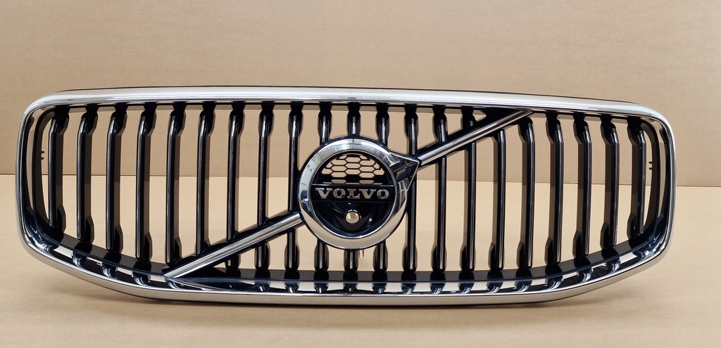 ATRAPA GRILL ZDERZAKA VOLVO XC60 II POD KAMERE - 13147679858 ...