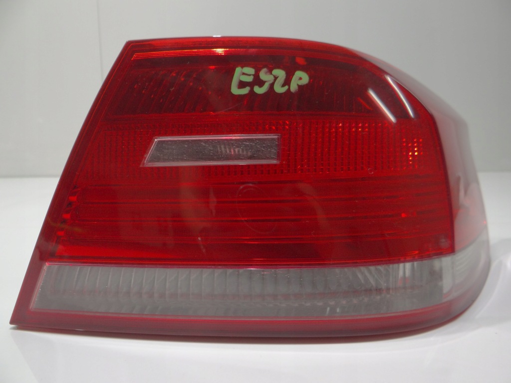 LAMPA PRAWA TYLNA TYŁ BMW E92 4428214 - 13787158129 - oficjalne ...