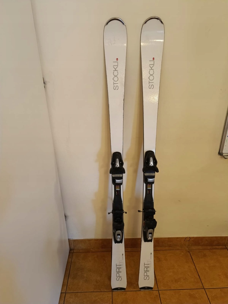 Stockli spirit motion 160 cm białe promień skrętu 10,6m - 14784530087 ...