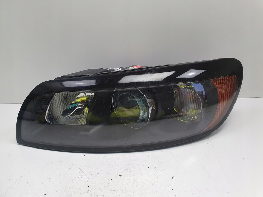 Volvo C30 06-10r PRZEDNIA LAMPA LEWA lewy przód XENON 31214541 ... Volvo C30 06-10r PRZEDNIA LAMPA LEWA lewy przód XENON 31214541 ...