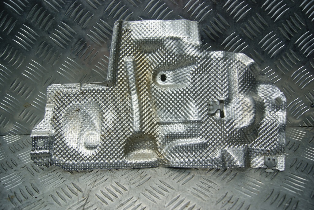 MERCEDES W205 OSŁONA TERMICZNA 2056802022 - 10049228038 - oficjalne ...