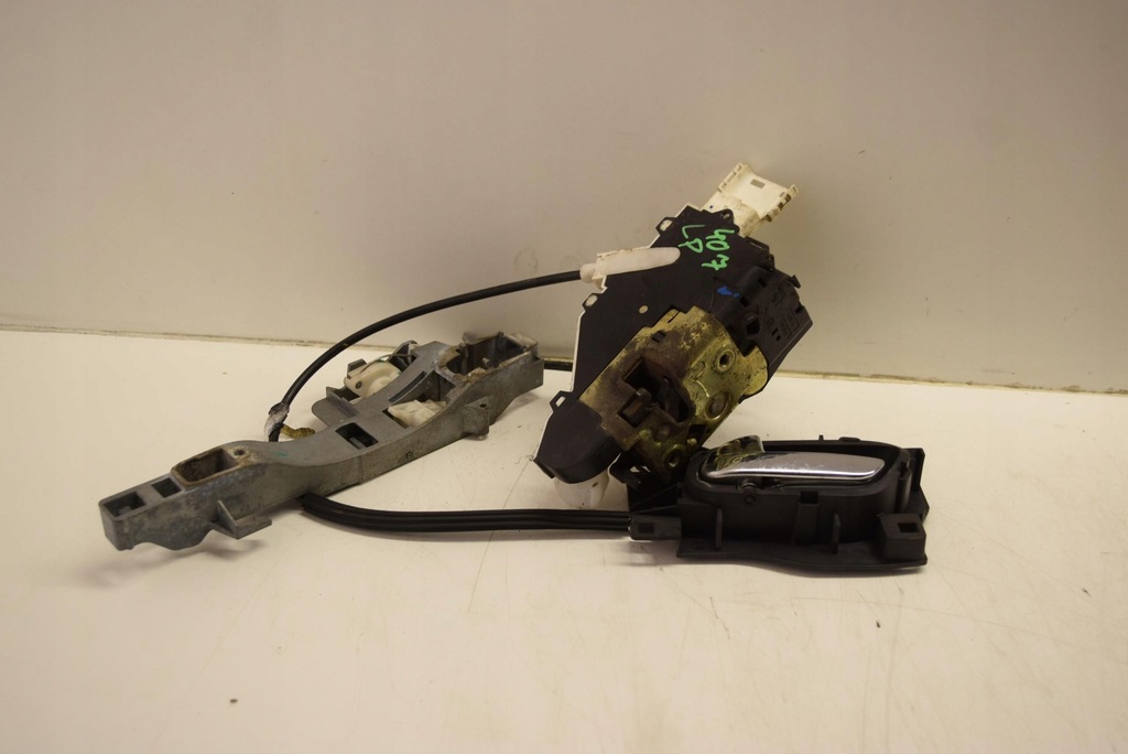 ZAMEK PODSTAWA KLAMKA DRZWI LEWY PRZÓD PEUGEOT 407 - 12705224518 - oficjalne archiwum Allegro