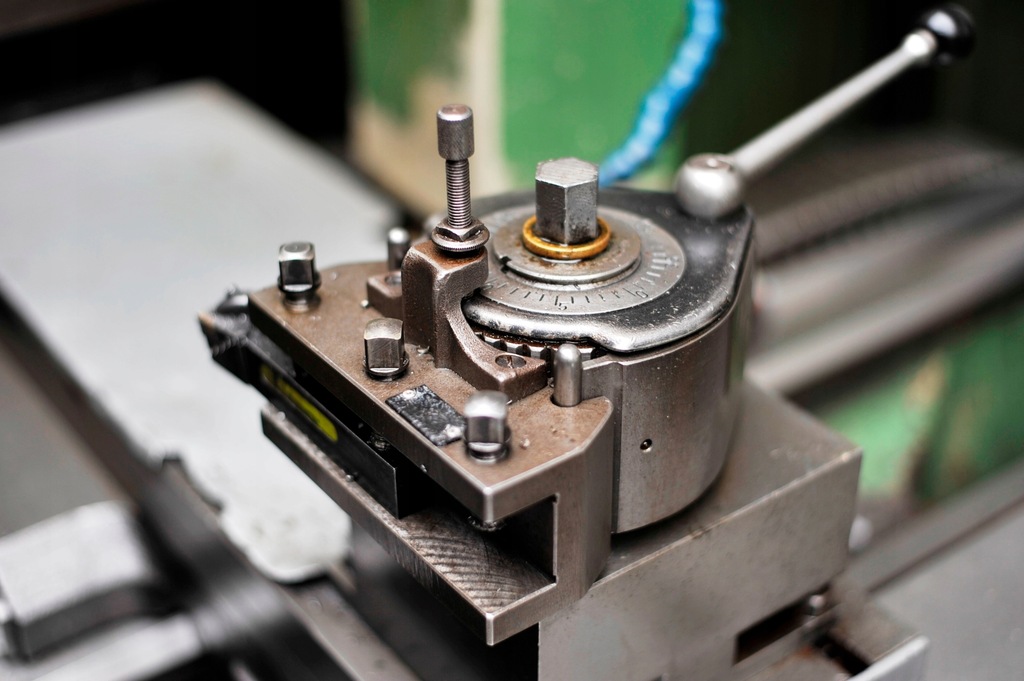 Купить Токарный станок с ЧПУ - FAT TUR 560 MN Fagor 800T: отзывы, фото ...