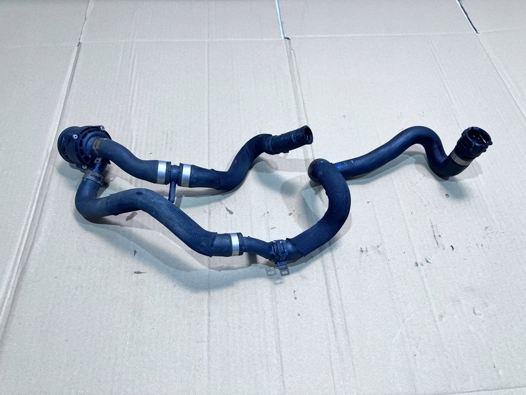 PRZEWÓD WODY POMPA WODY MERCEDES W205 A2058301202 - 13130022984 ...