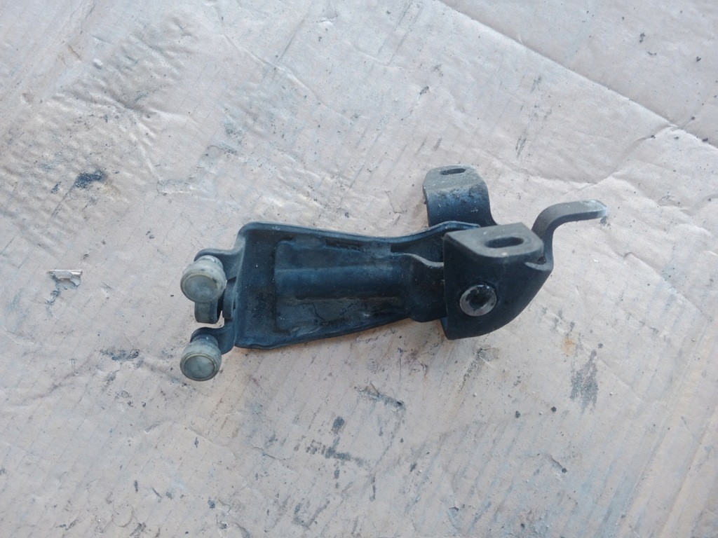 ROLKA DRZWI BOCZNYCH MERCEDES VITO W639 6397601147 - 13360157163 ...