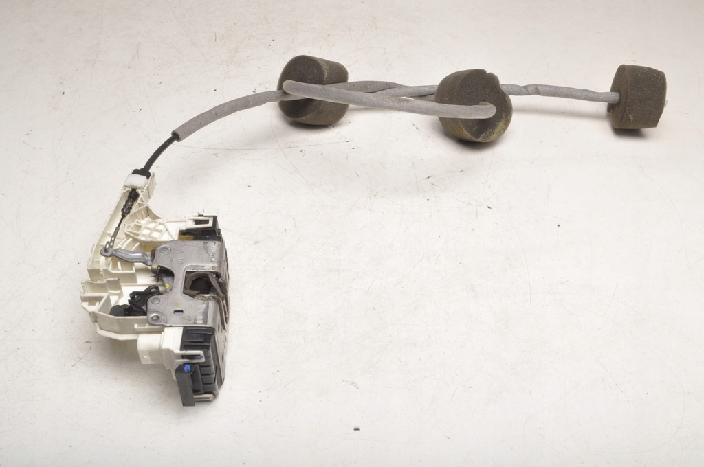 MERCEDES VITO W447 ZAMEK DRZWI PRZESUWNYCH LEWY A4477303900 ...