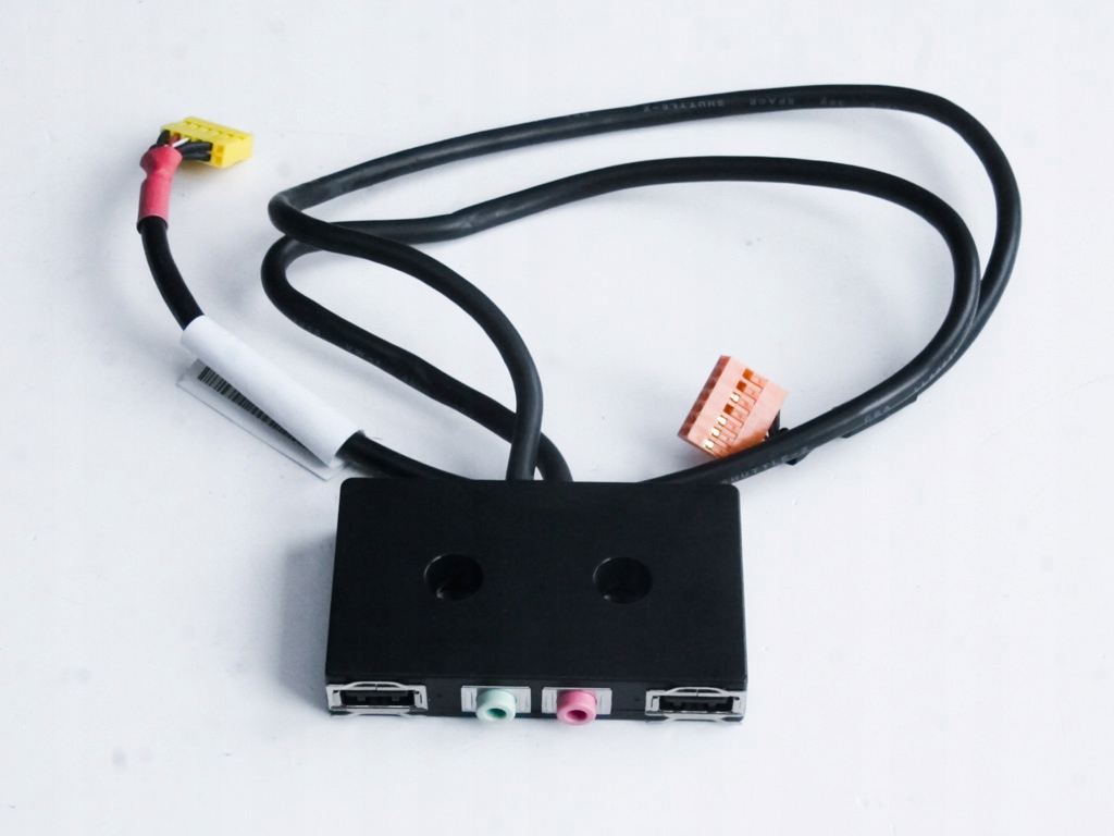 Lenovo Front Panel Audio + 2 x USB - 12574479079 - oficjalne archiwum ...