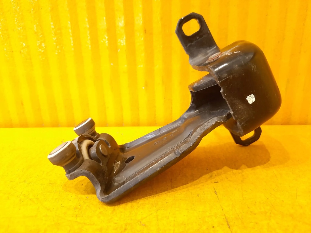 Mercedes-Benz V W447 ROLKA DRZWI PRZESUWNYCH PRAWA A4477600347 ...