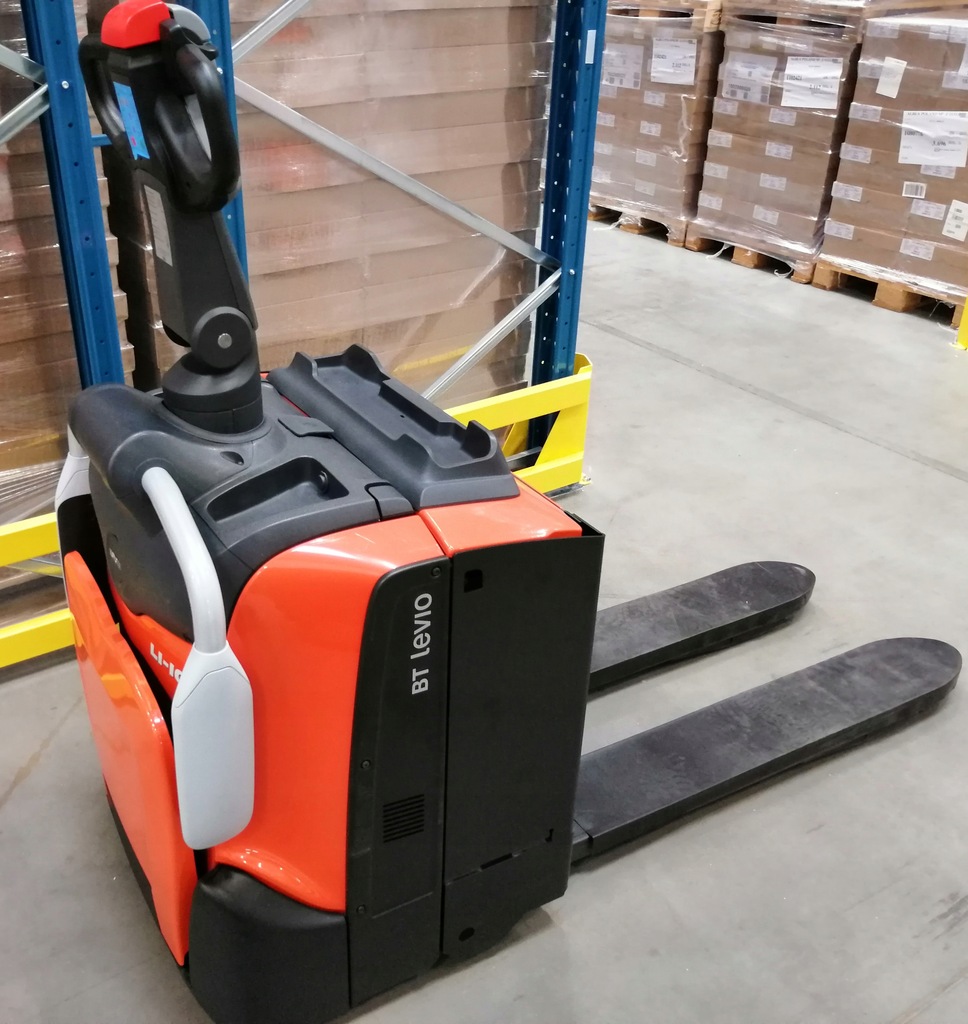 Toyota LPE 200 Li-ion NOWY wózek widłowy z platf. - 8896627325 ...