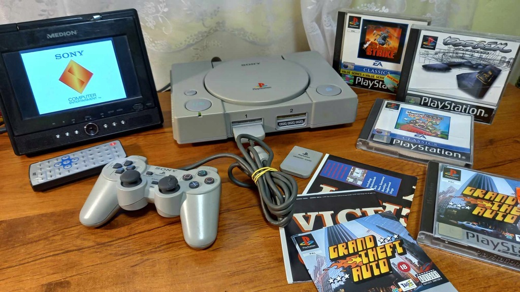 Ps1/psx SCPH-9002. Monitor. Zestaw z grami - 14245463848 - oficjalne ...