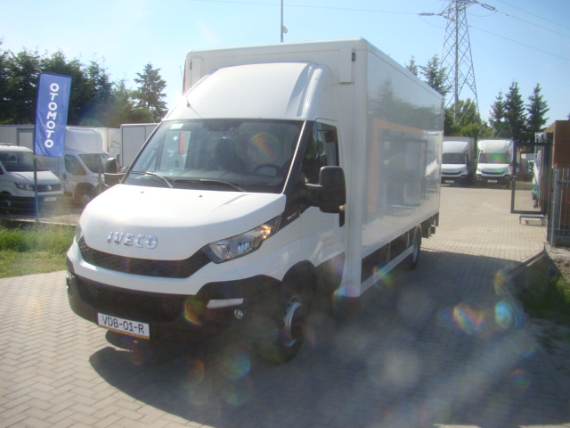IVECO DAILY 70 C 18 3.0TDI 5.45M WINDA 1000KG KLIMATRONIK 100%PRZEBIEG ... IVECO DAILY 70 C 18 3.0TDI 5.45M WINDA 1000KG KLIMATRONIK 100%PRZEBIEG ...