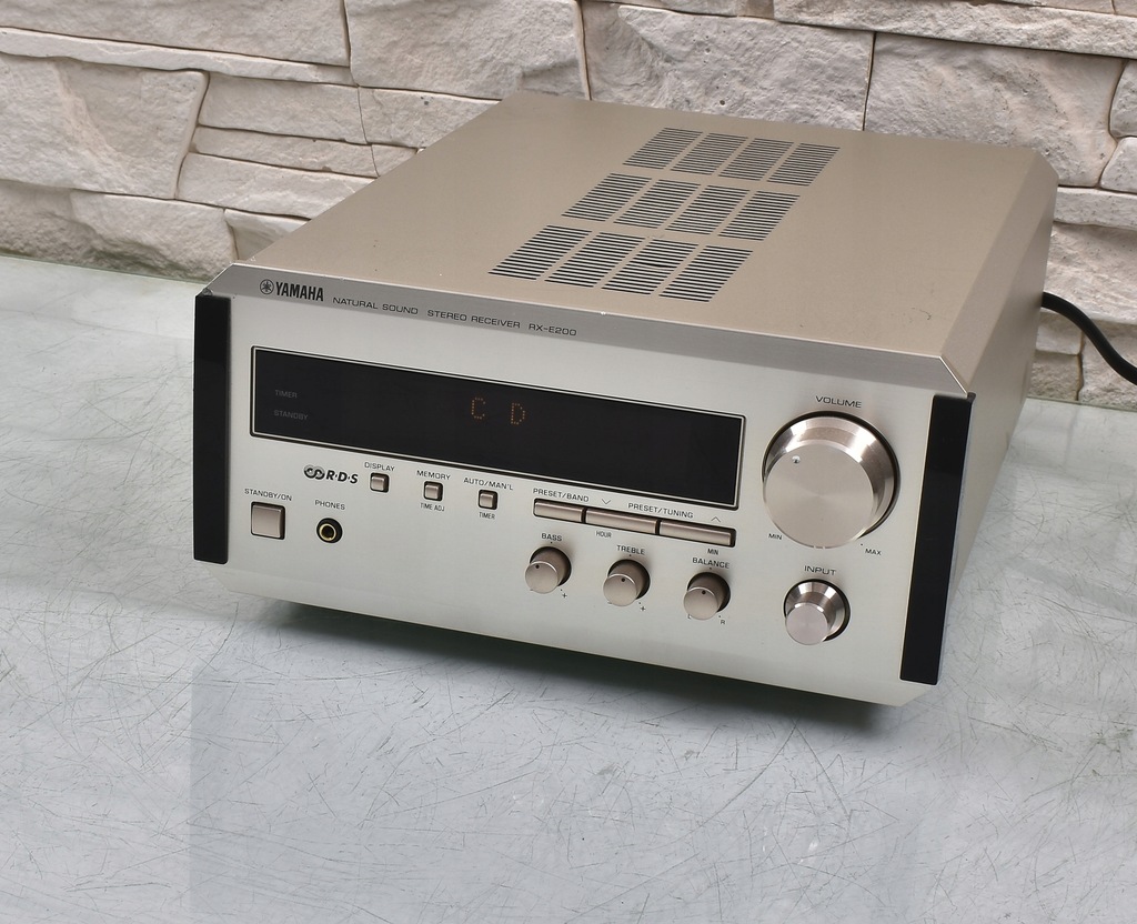 YAMAHA Pianocraft RX-E200 Amplituner Stereo - 12833050182 - oficjalne ...