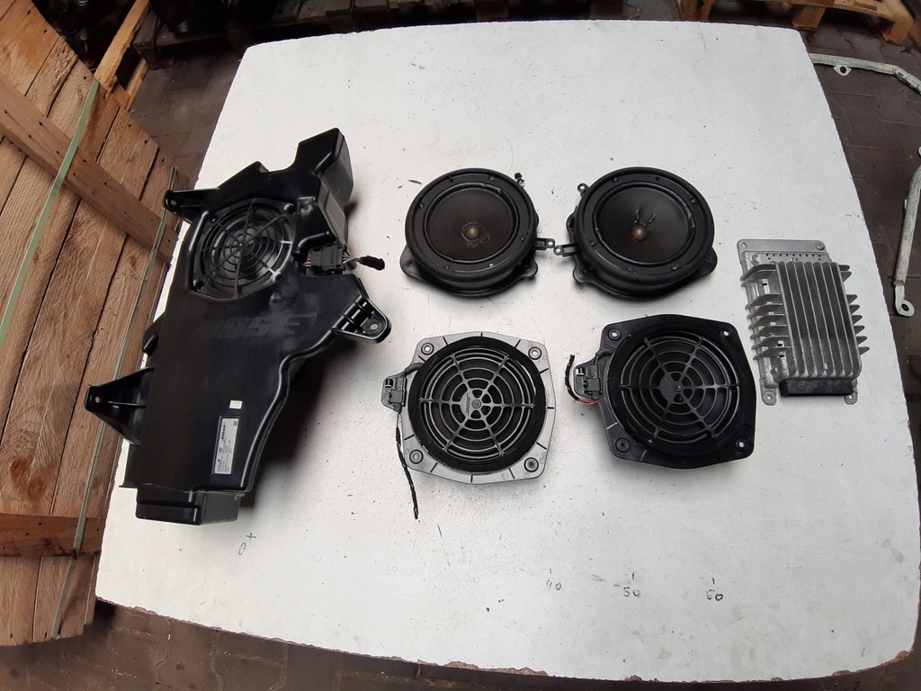 AUDI A3 8P 03-07r 3D GŁOŚNIKI BOSE SUBWOOFER - 10887587501 - oficjalne archiwum Allegro