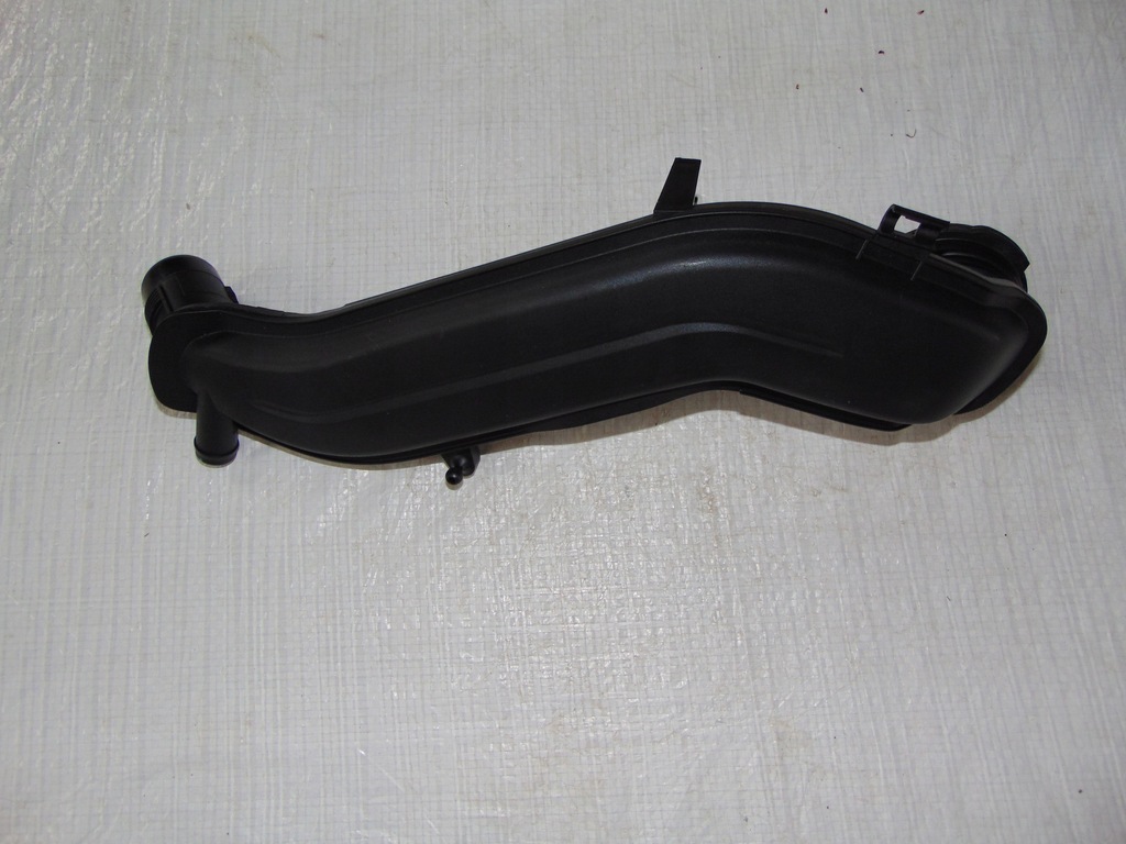 VW PASSAT B8 1,5 TSI RURA INTERCOOLERA 05E145673K - 11311282154 ...