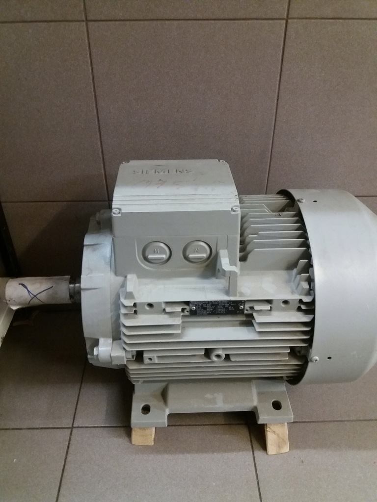 Silnik elektryczny 3 fazowy 7,5kW 960 obr NOWY - 7879528390 - oficjalne archiwum Allegro