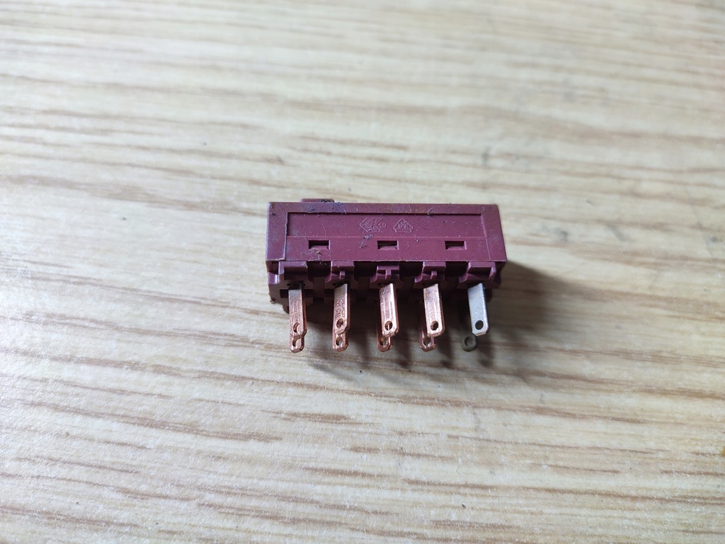 PRZEŁĄCZNIK SUWAKOWY 8(3)/250VAC T125 8A 125V AC - 13195635204 ...