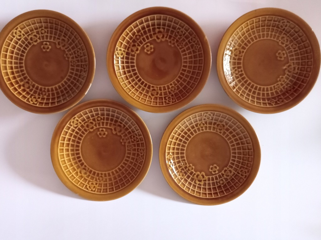 Stare talerzyki deserowe Chodzież, PRL - 10876604221 - oficjalne archiwum Allegro