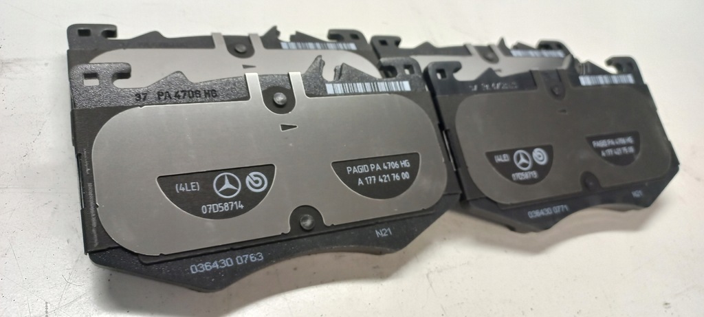 MERCEDES A W177 177 KLOCKI HAMULCOWE PRZÓD 4x4 AMG - 12041658870 ...