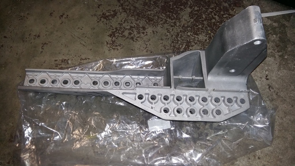 ACTROS MP3 MP2 WSPORNIK MOCOWANIE ZDERZAKA STOPNIA - 6816697438 ...