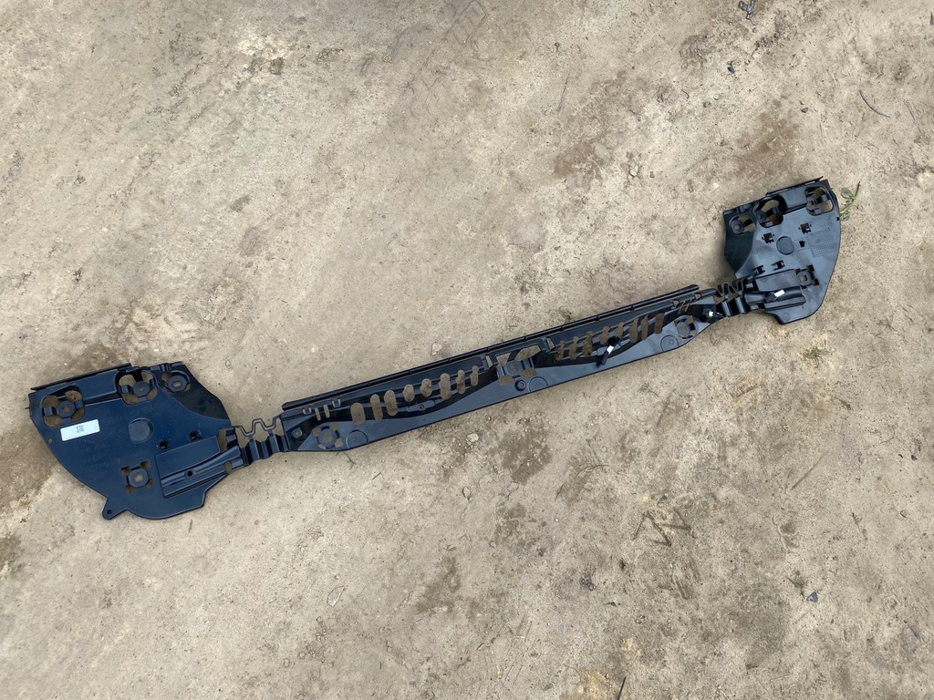 ŚLIZG ZDERZAKA TYŁ TYLNY ŚRODKOWY BMW G30 LIFT LCI - 13398796670 ...