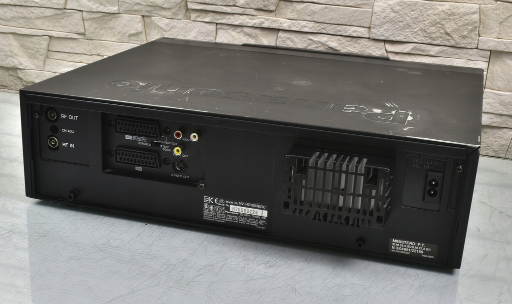 PANASONIC NV-HS1000 MONTAŻOWY MAGNETOWID S-VHS - 12690363038 ...