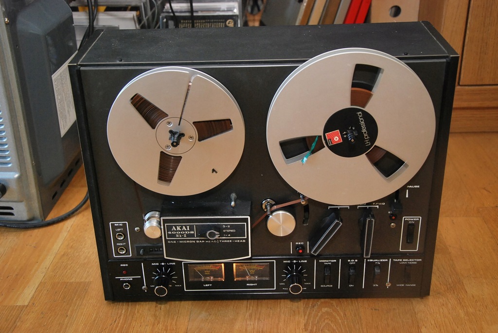 Magnetofon szpulowy AKAI 4000DS MKII srebrny - 12059271758 - oficjalne archiwum Allegro