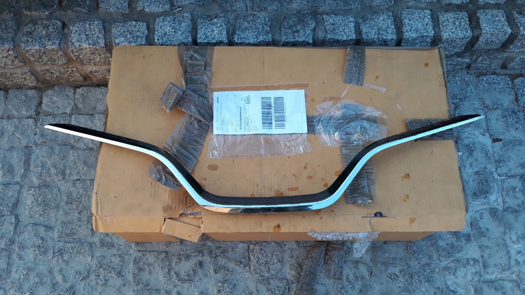 RENAULT CAPTUR CHROM LISTWA GRILLA 620785099R - 8253017053 - oficjalne ...