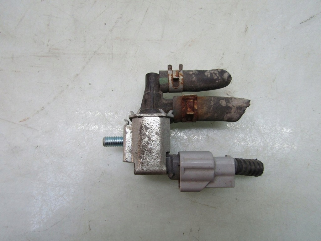 JUKE 1.6 16V 12R ZAWÓR PODCIŚNIENIA K5T48583 - 11857732316 - oficjalne ...