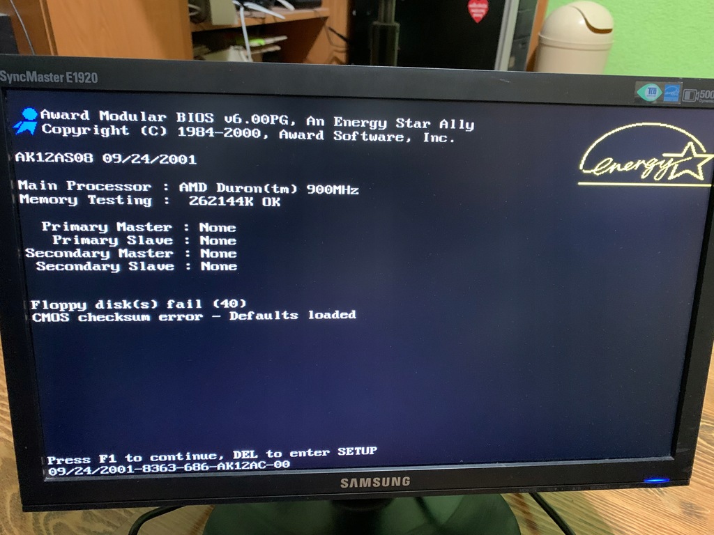 Płyta główna z Athlon 900Mhz VIA vt82c686b - 12694467149 - oficjalne ...