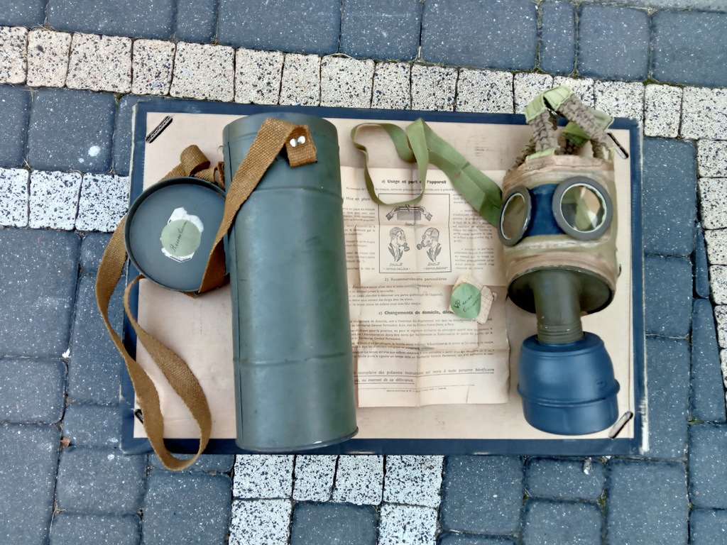 maska gazowa II wojna światowa zestaw puszka - 12598815961 - oficjalne archiwum Allegro