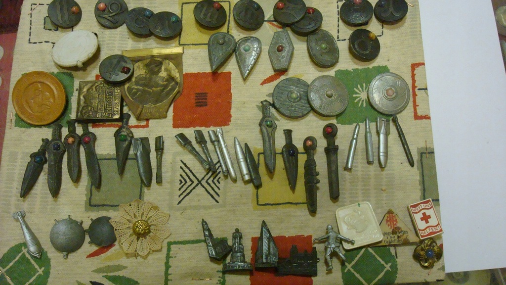 Niemcy Przypinki odznaki WHW Kwhw i inne ZESTAW 57szt - 14910709270 ...