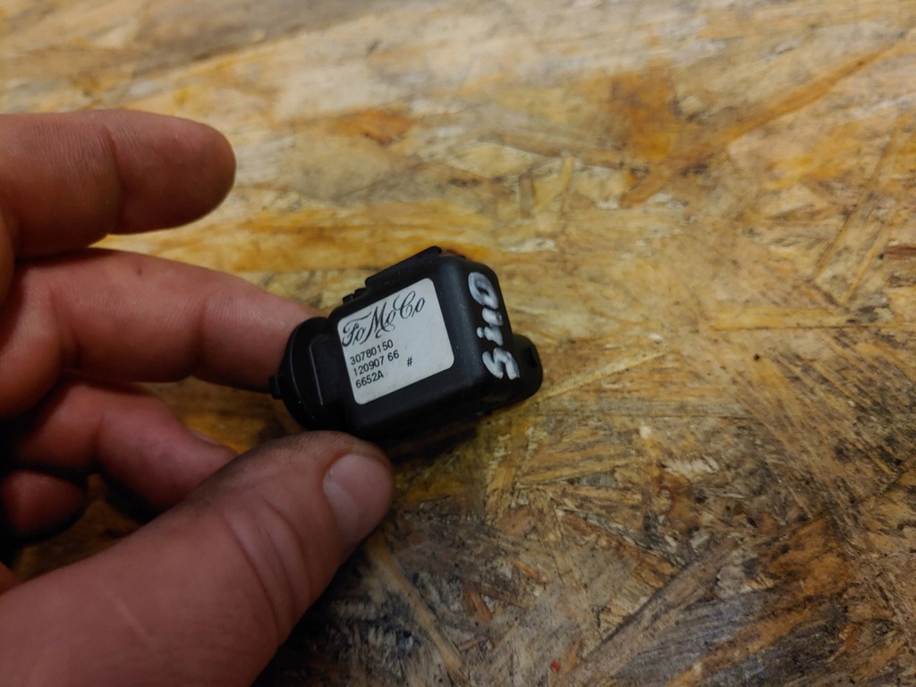 Czujnik Temperatury Volvo S40 V50 C30 30780150 - 9844864034 - oficjalne archiwum Allegro