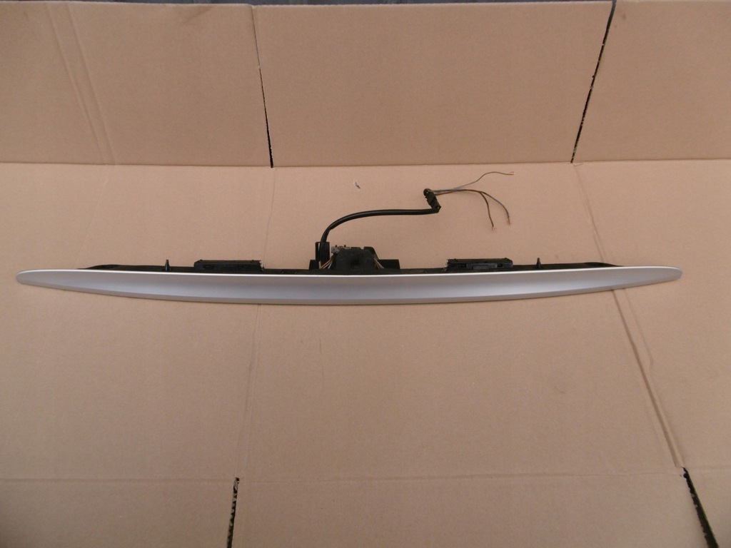 Listwa oświetlenia tablicy klapy e46 kombi 354/7 - 13984193872 ...