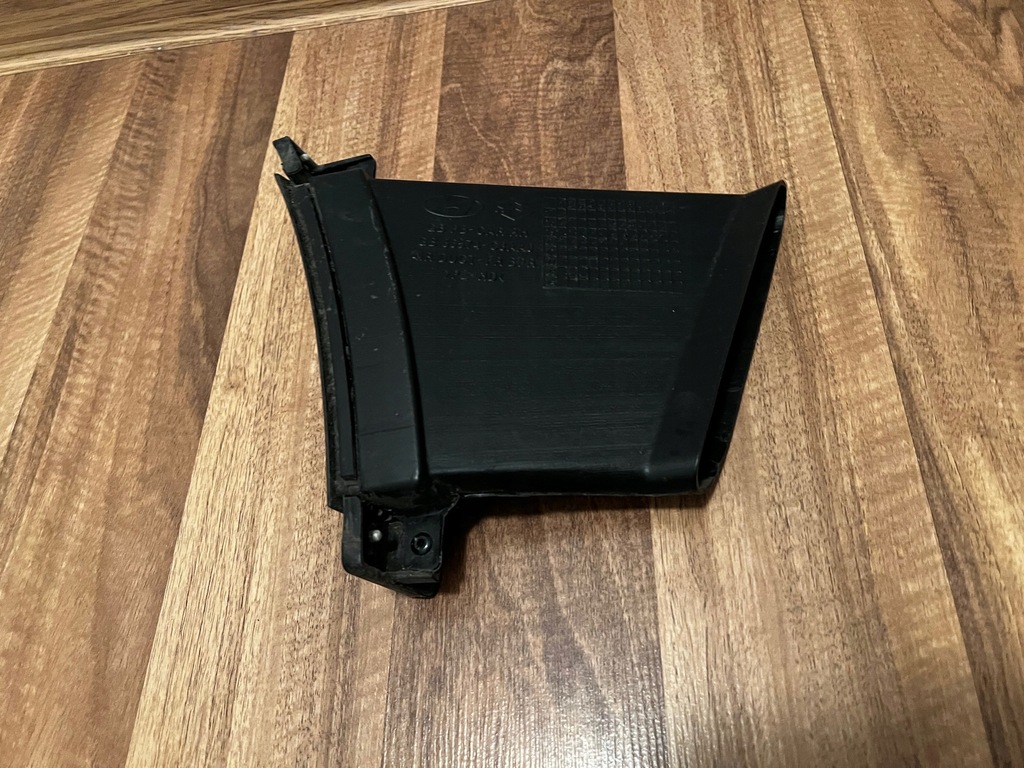 HYUNDAI I20 WLOT POWIETRZA PRZOD PRAWY 86573-C8AA0 - 15134684644 ...