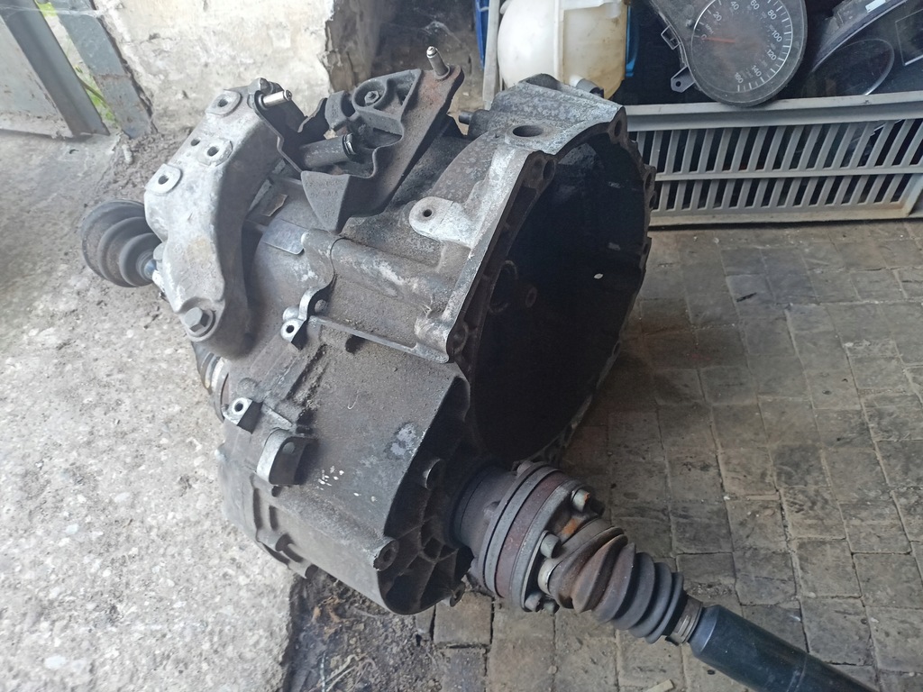 Skrzynia biegów Audi A3 8P 2.0TDI 8V HDV 6-Bieg - 14186468682 - oficjalne archiwum Allegro